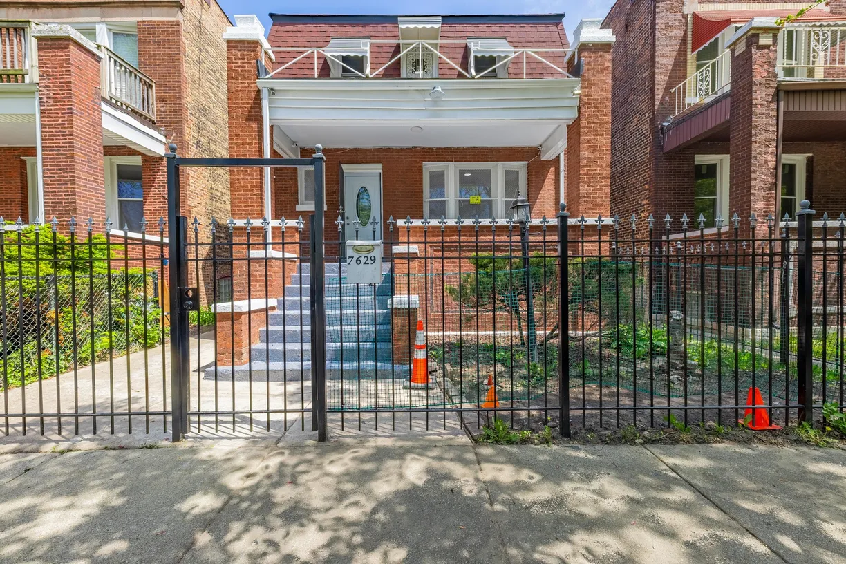 7629 S Green Street, Chicago, IL 60620 Property for sale