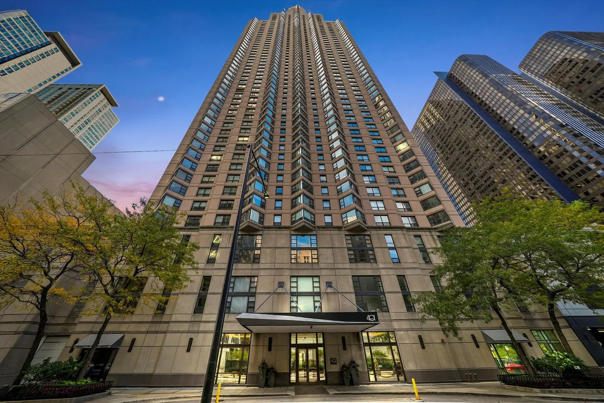 401 E Ontario Street #4206, Chicago, IL 60611 Property for sale