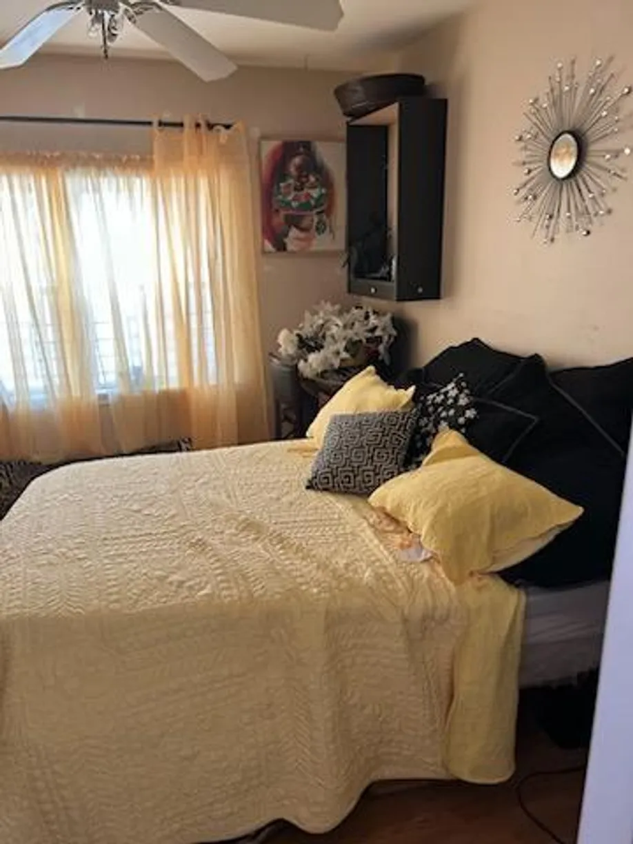 1424 Woodlawn Avenue, Ford Heights, IL 60411 Property for sale