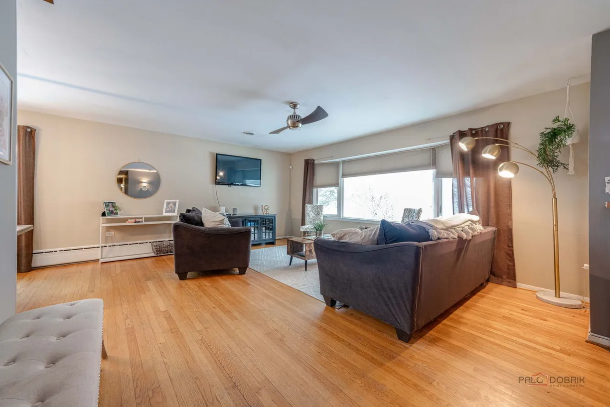 525 Ash Street, Libertyville, IL 60048 Property for sale