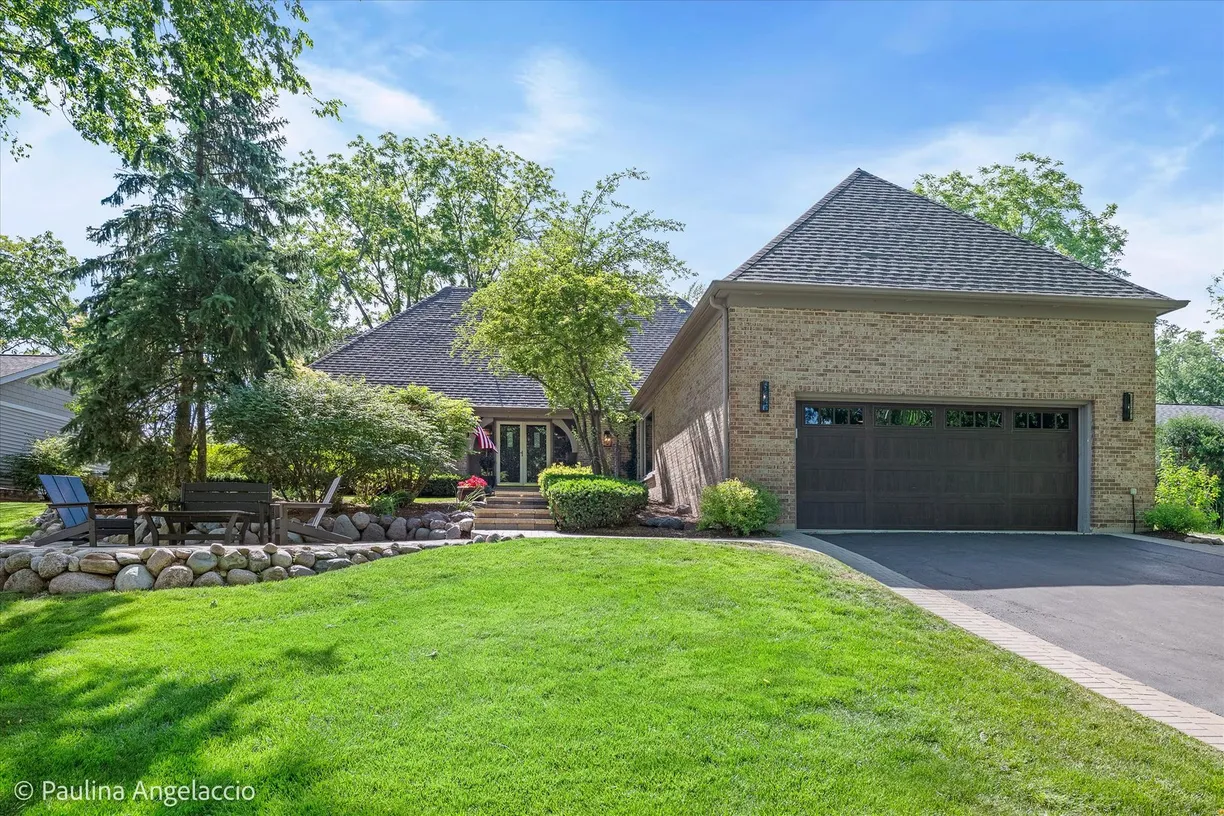 120 Hilltop Avenue, Barrington, IL 60010 Property for sale
