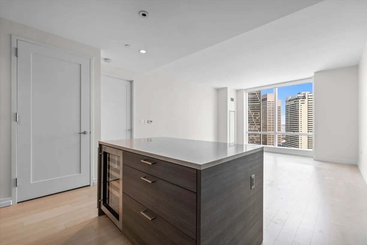 1 Franklin #3006, Boston, MA 02110 Property for rent