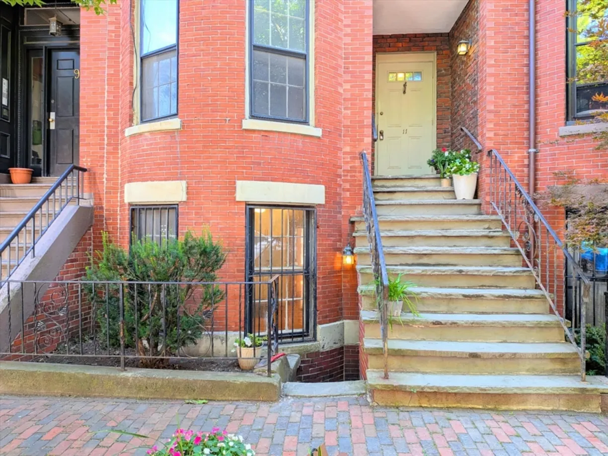 11 Cazenove St #1, Boston, MA 02116 Property for rent
