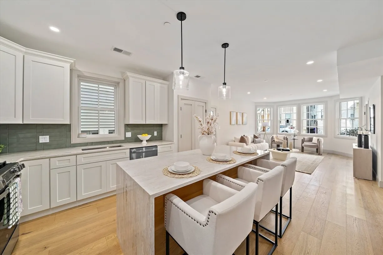 5 Breed St #3, Boston, MA 02128 Property for rent