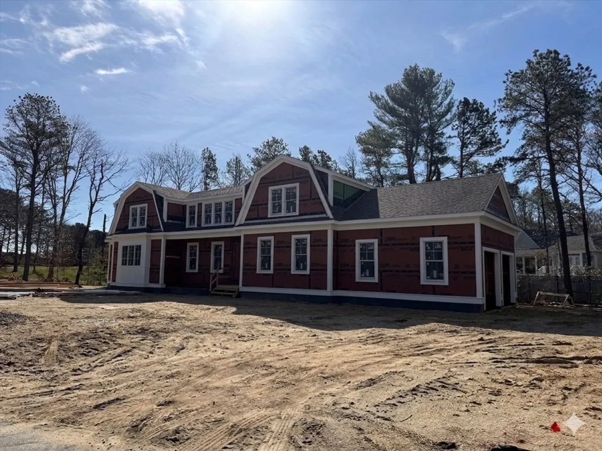14 Herring Gull Rd, Mashpee, MA 02648 Property for sale