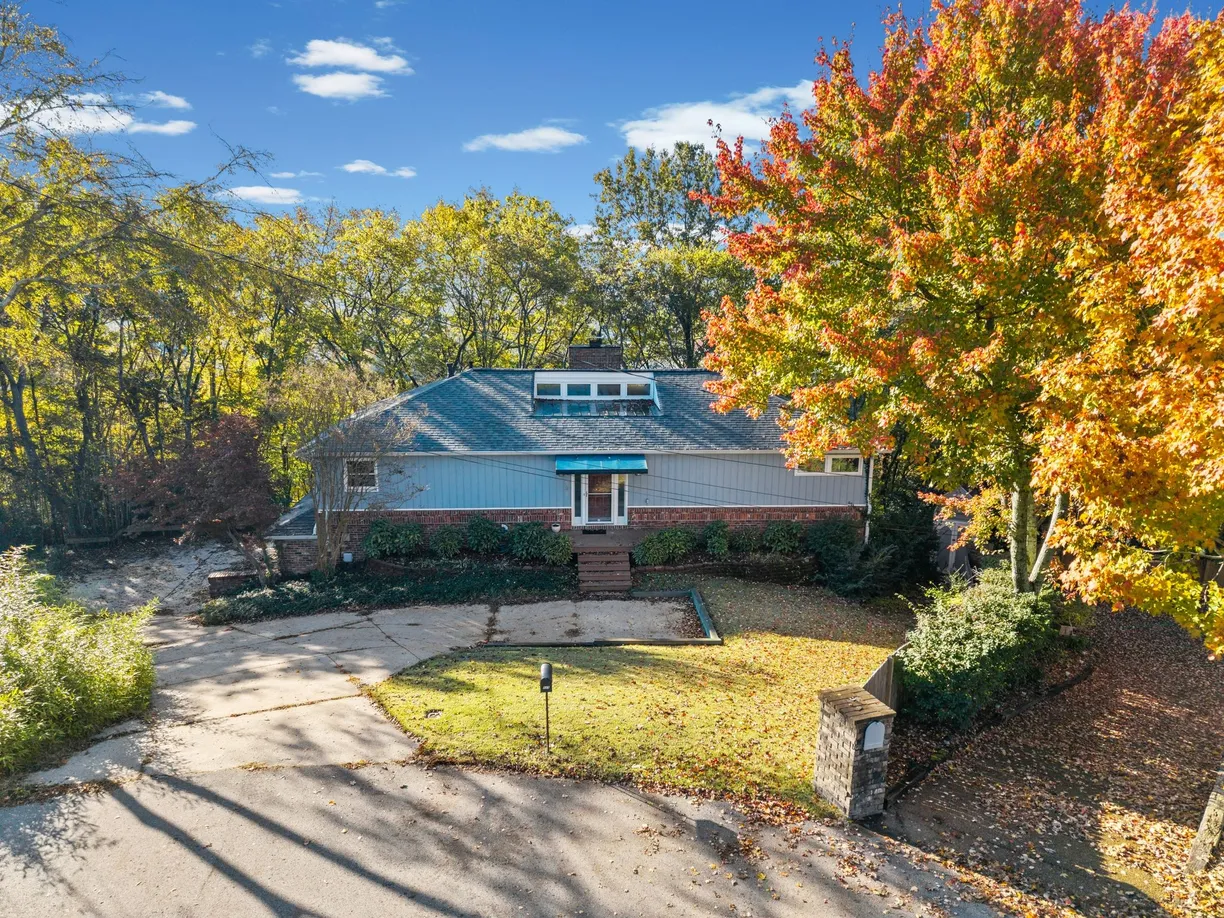 525 Saddle Dr, Nashville, TN 37221 Property for sale