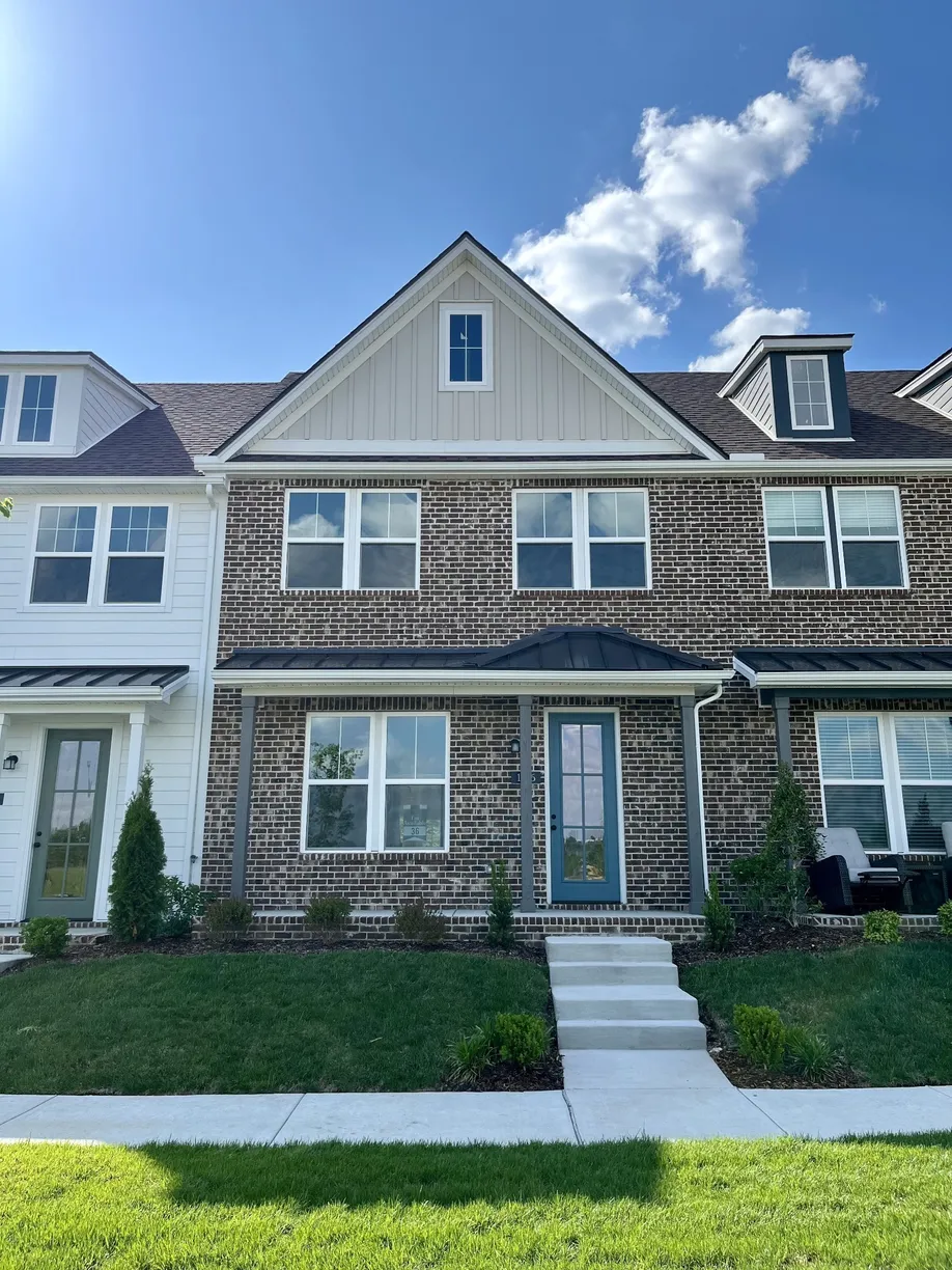 146 Valentine Aly, Nashville, TN 37218 Property for sale