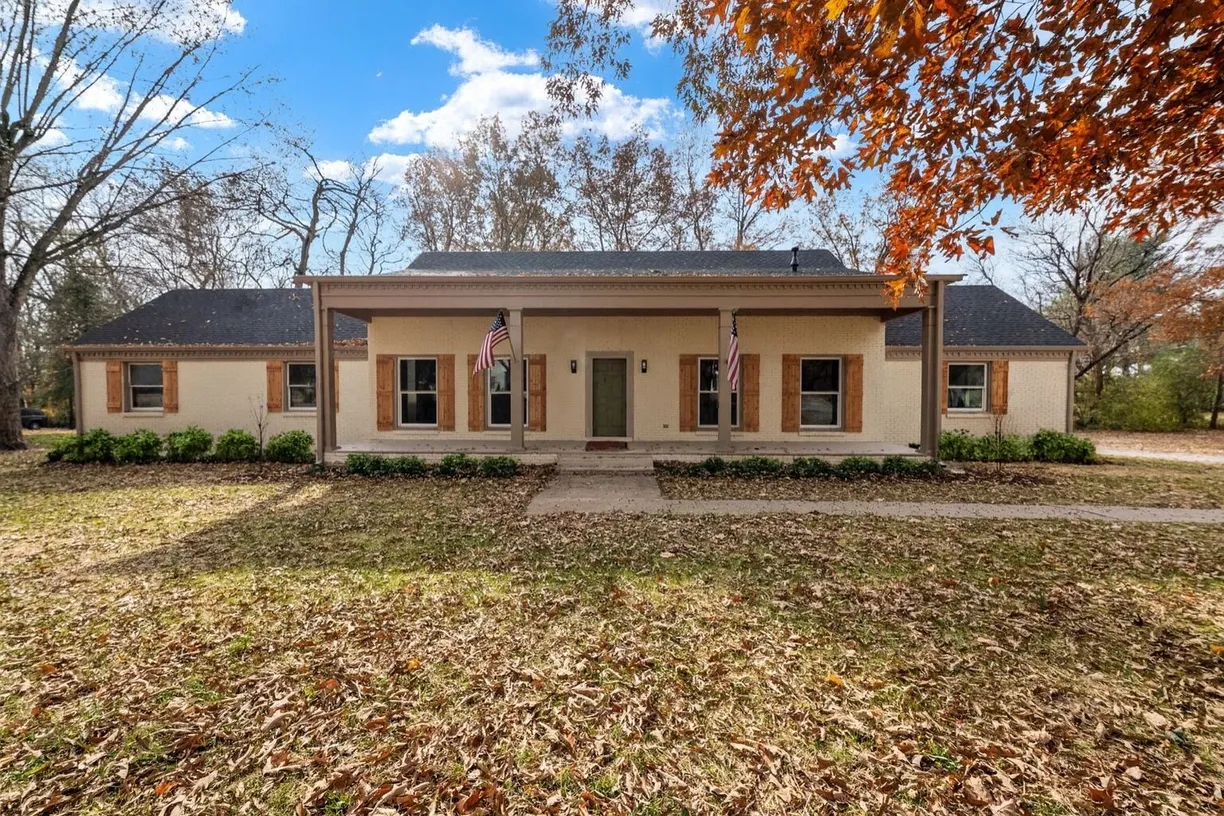 104 W Longview Dr, Portland, TN 37148 Property for sale