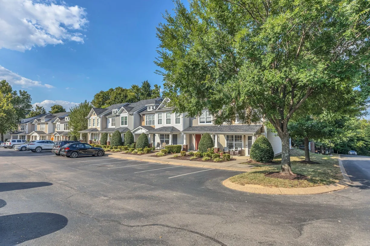 400 Shadow Glen Dr, Nashville, TN 37211 Property for sale