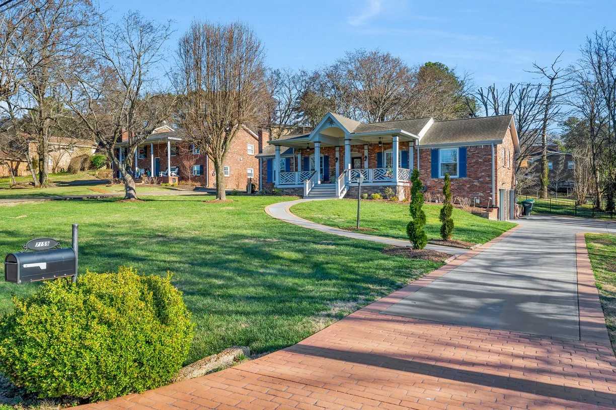 7159 Birch Bark Dr, Nashville, TN 37221 Property for sale