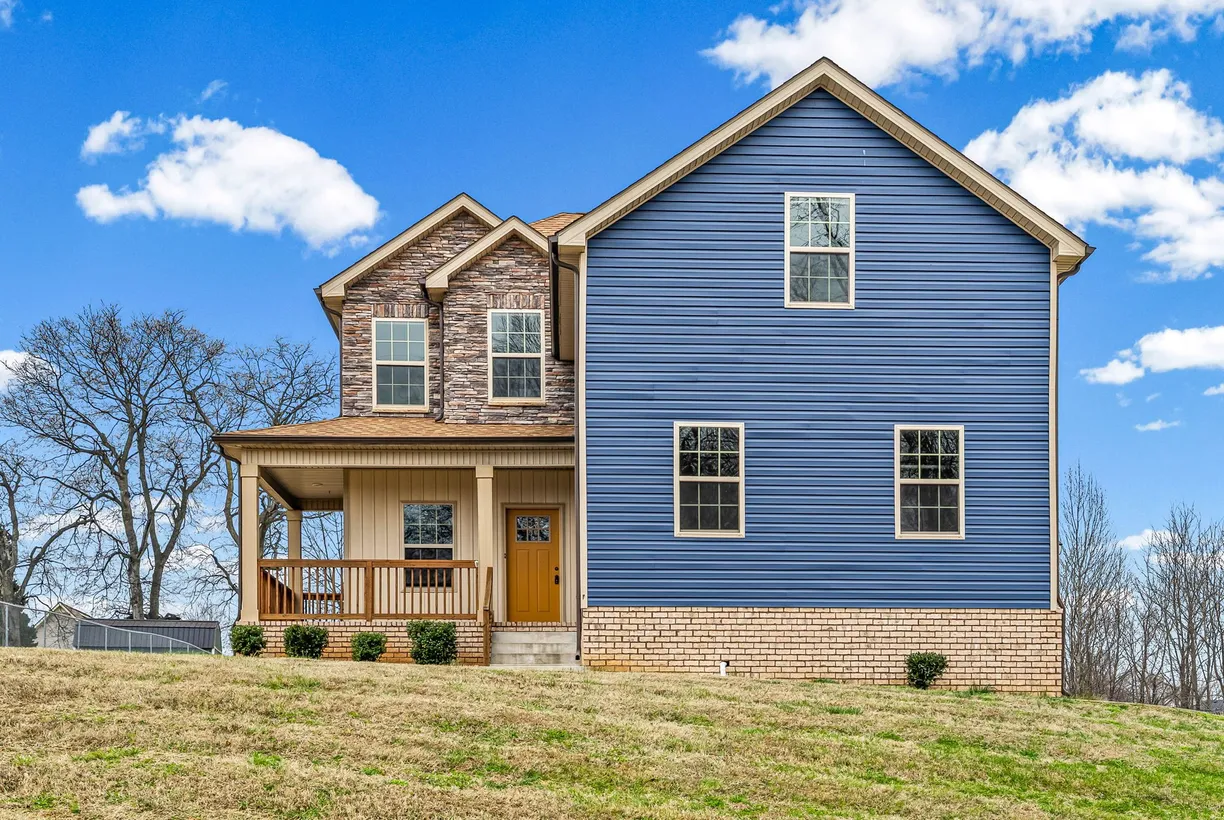 1395 Holden Drive, Clarksville, TN 37042 Property for sale