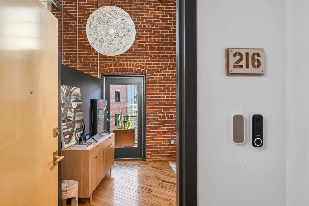 1400 Rosa L Parks Blvd #216, Nashville, TN 37208 Property for sale