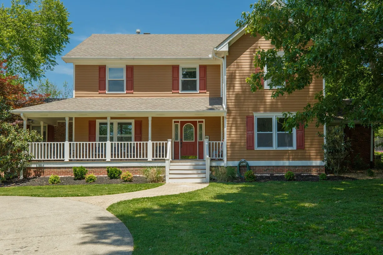 218 Spring Valley Rd, Hendersonville, TN 37075 Property for sale