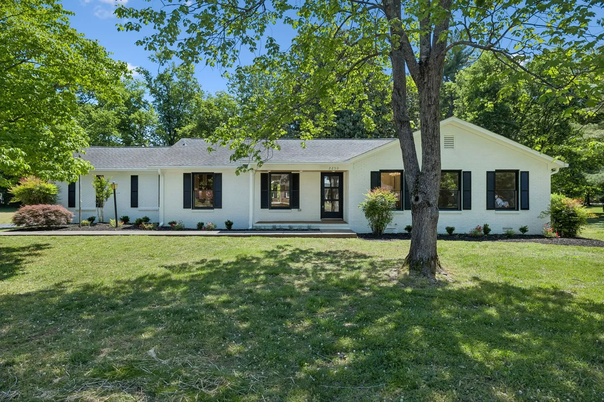 2250 Wiltshire Dr, Murfreesboro, TN 37129 Property for sale