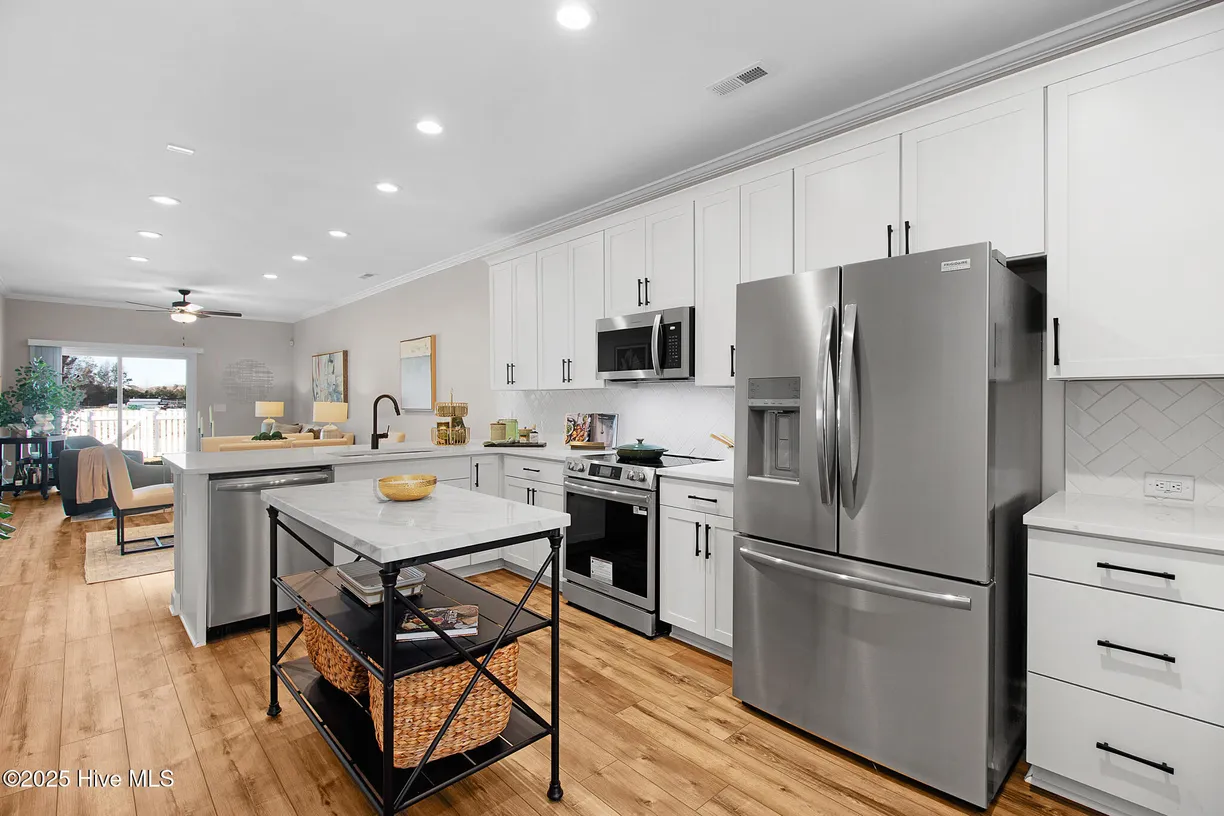 225 Cline #102, 1809 Live Oak, Beaufort, NC 28516 Property for sale