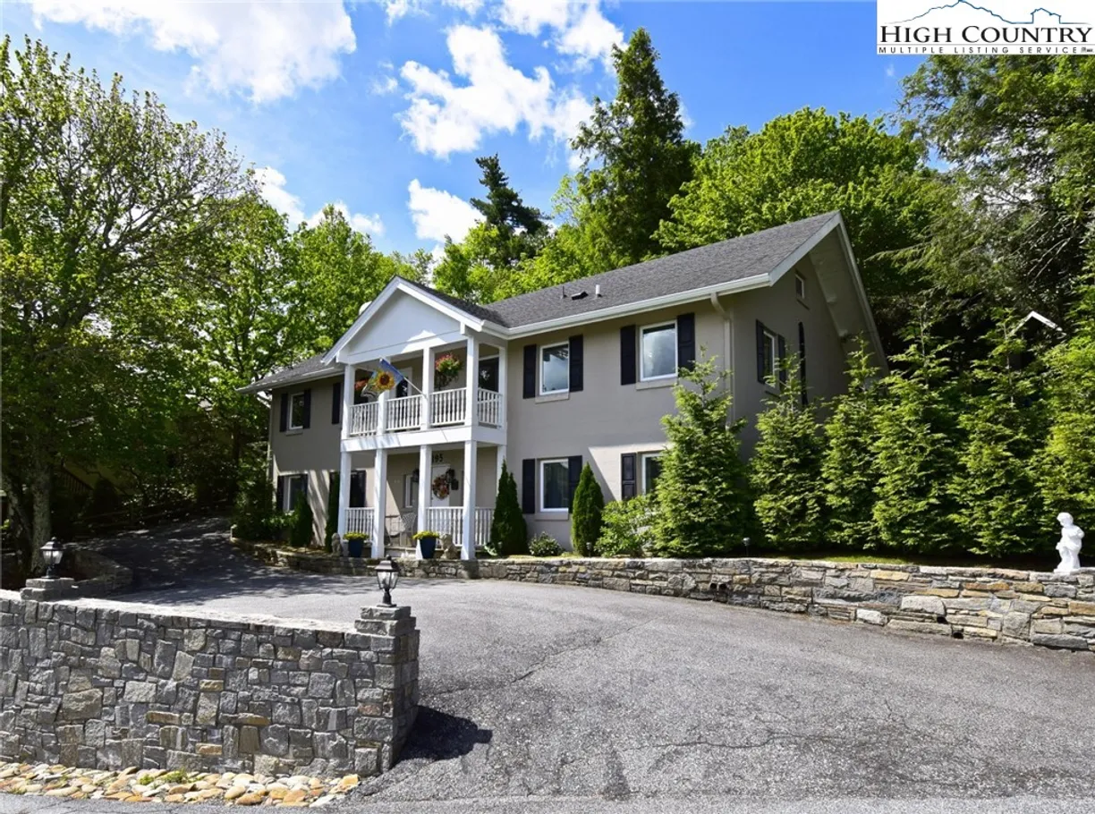195 Fairway Lane, Blowing Rock, NC 28605 Property for sale