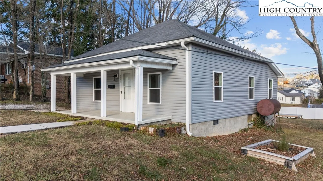 311 E Lebanon Street, Mount Airy, NC 27030 Property for sale