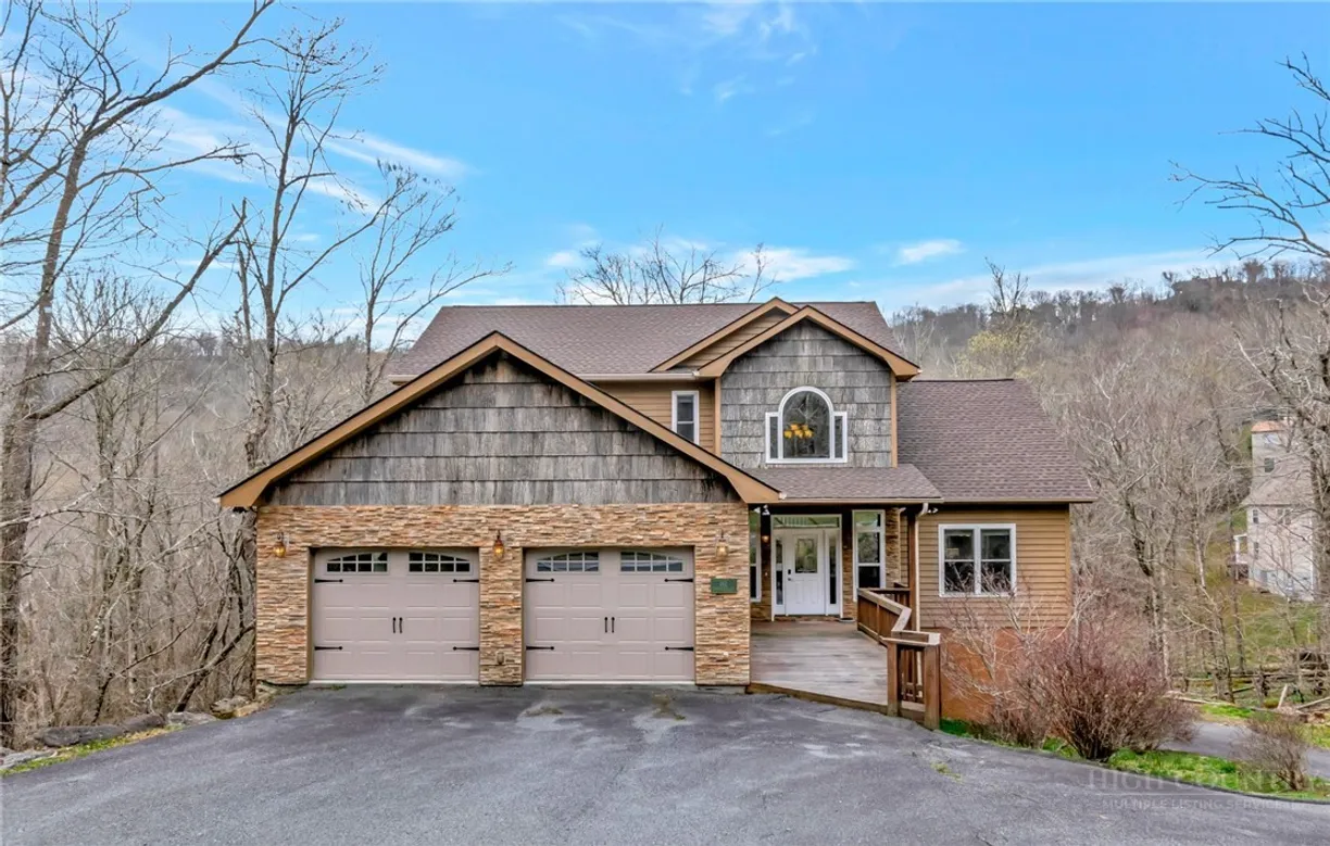 182 Shelter Rock Circle, Sugar Mountain, NC 28604 Property for sale
