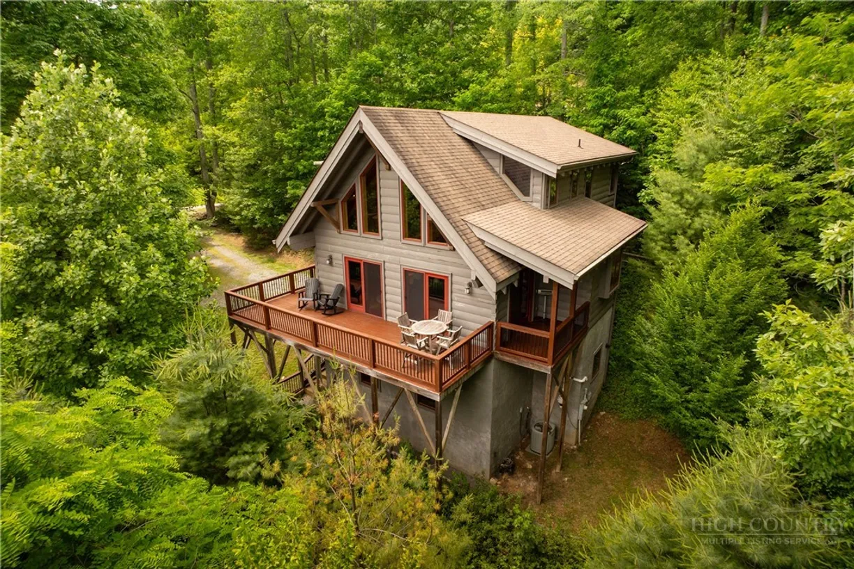 134 Hews Circle, Blowing Rock, NC 28605 Property for sale