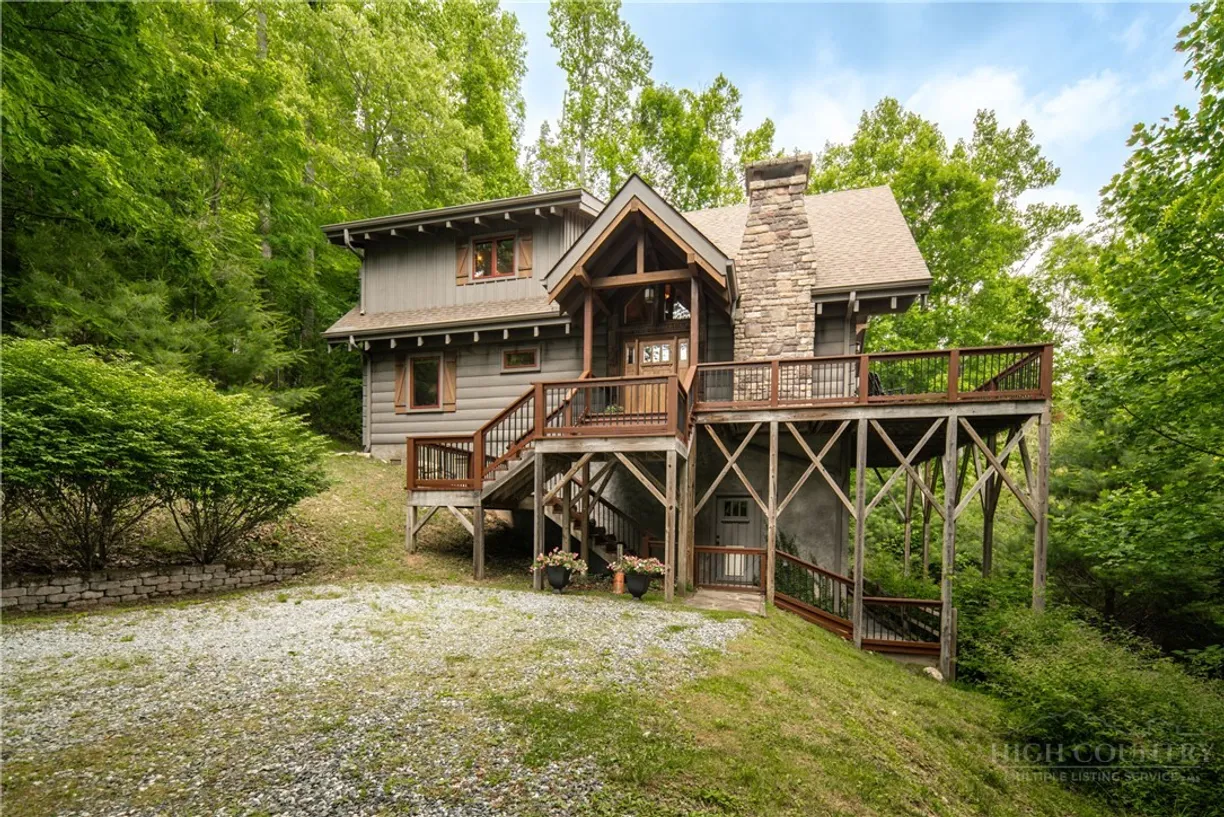 134 Hews Circle, Blowing Rock, NC 28605 Property for sale