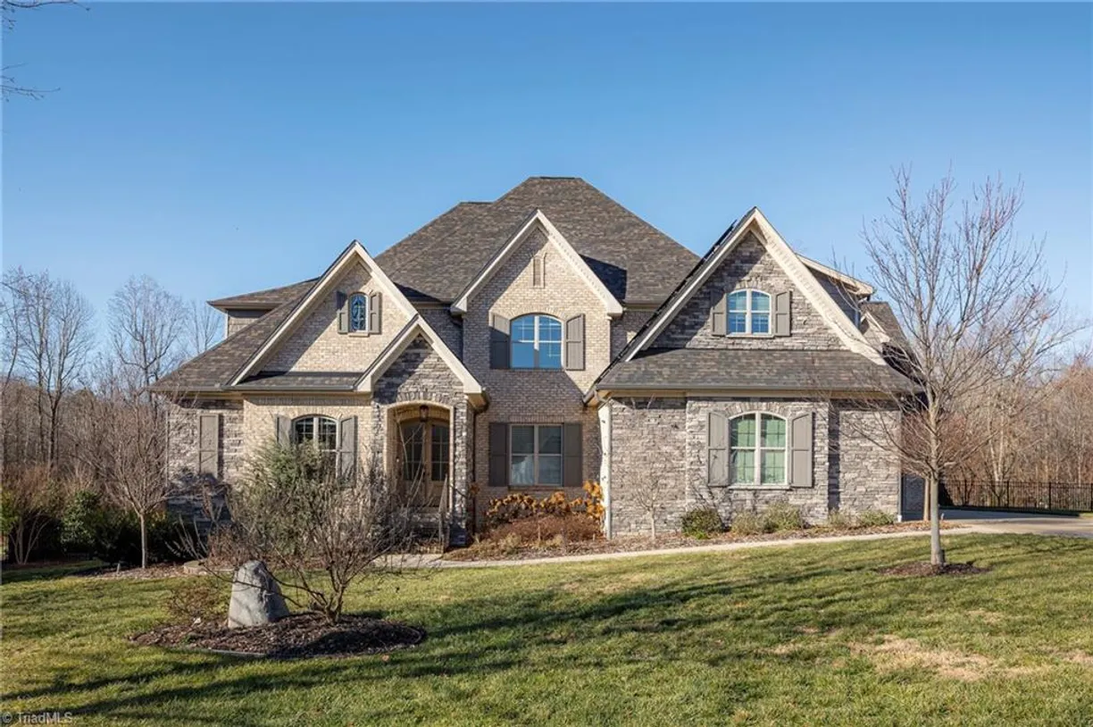 7295 Henson Forest Drive, Summerfield, NC 27358 Property for sale