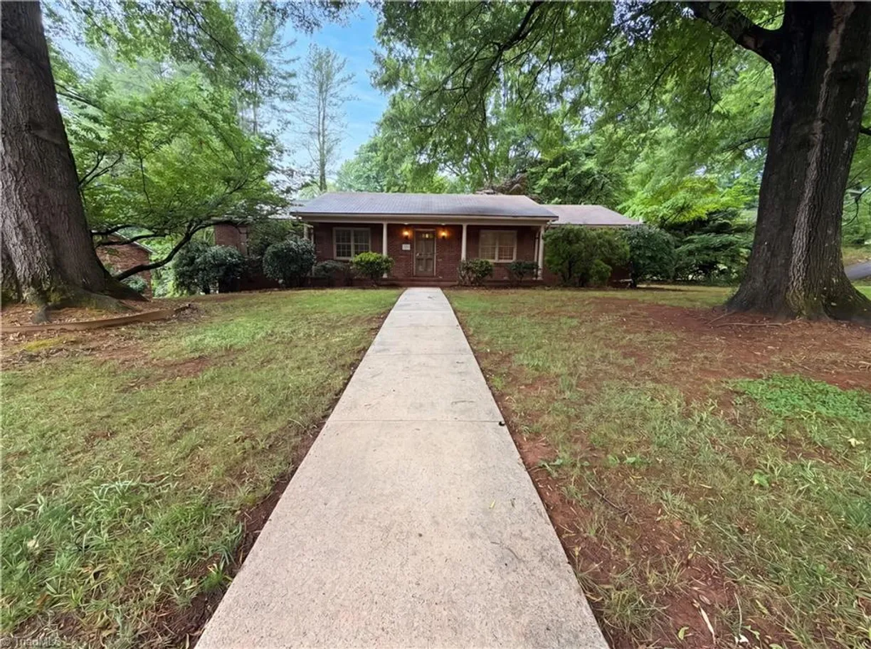 3010 Hope Valley Road, Winston-Salem, NC 27106 Property for sale