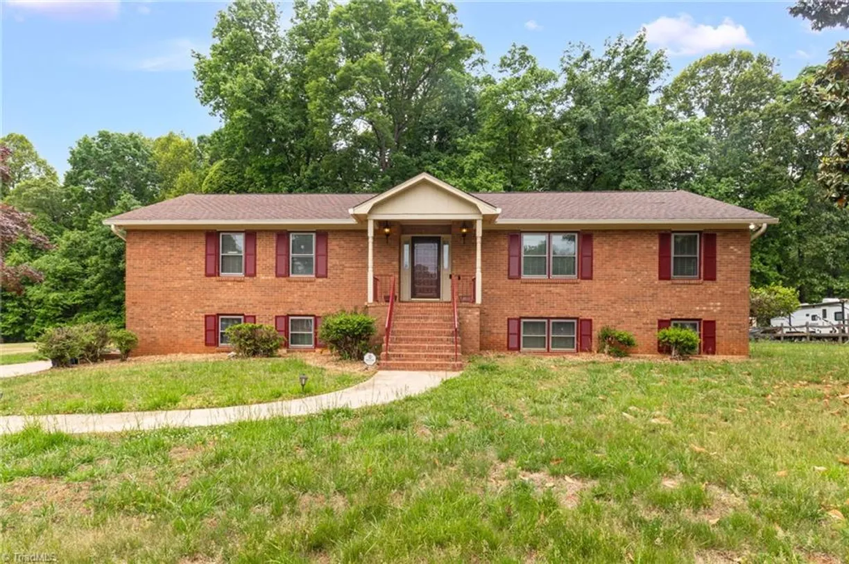3326 Parrish Road, Winston-Salem, NC 27105 Property for sale