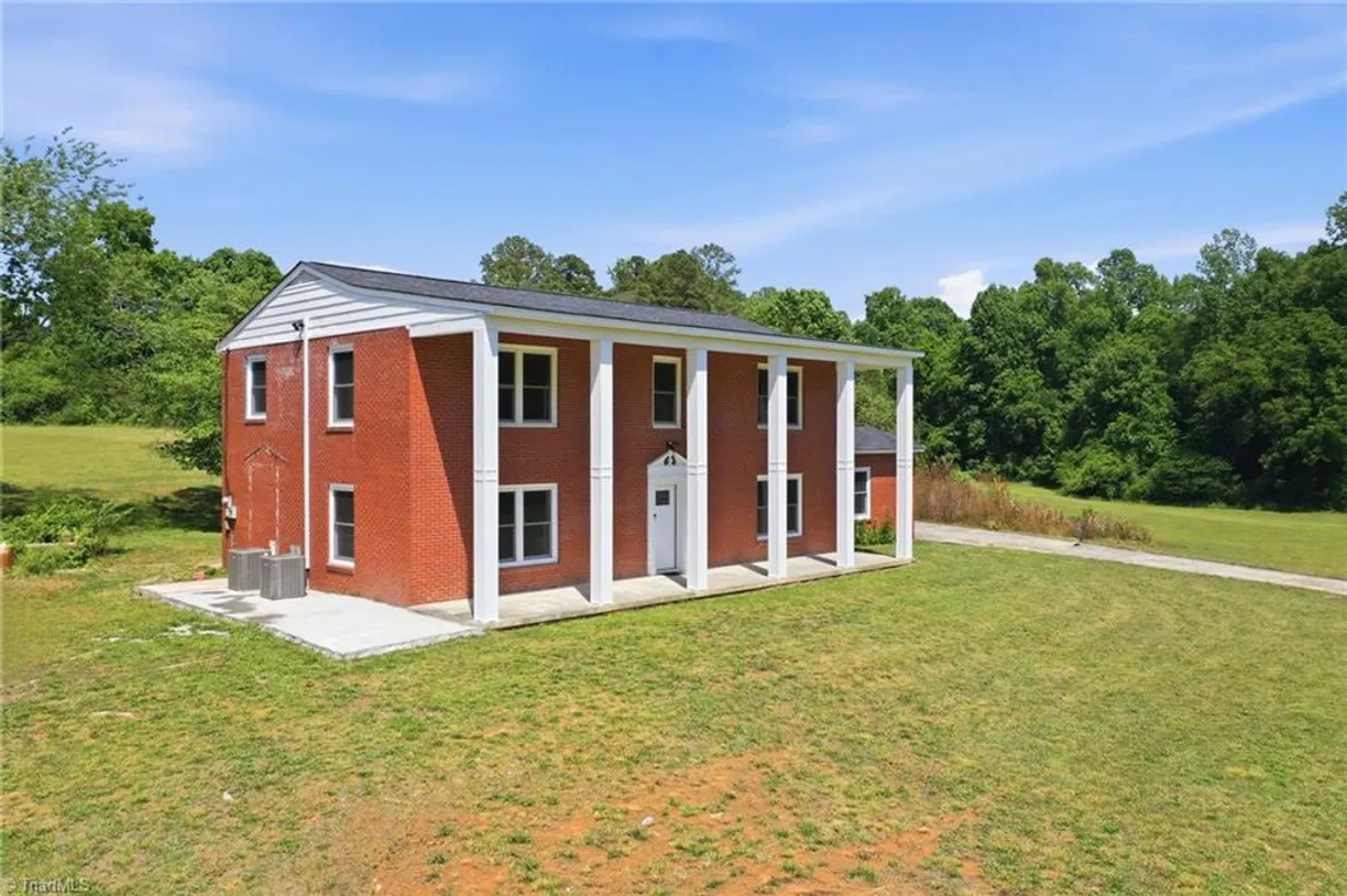 2016 Haw River Hopedale Road, Burlington, NC 27217 Property for sale