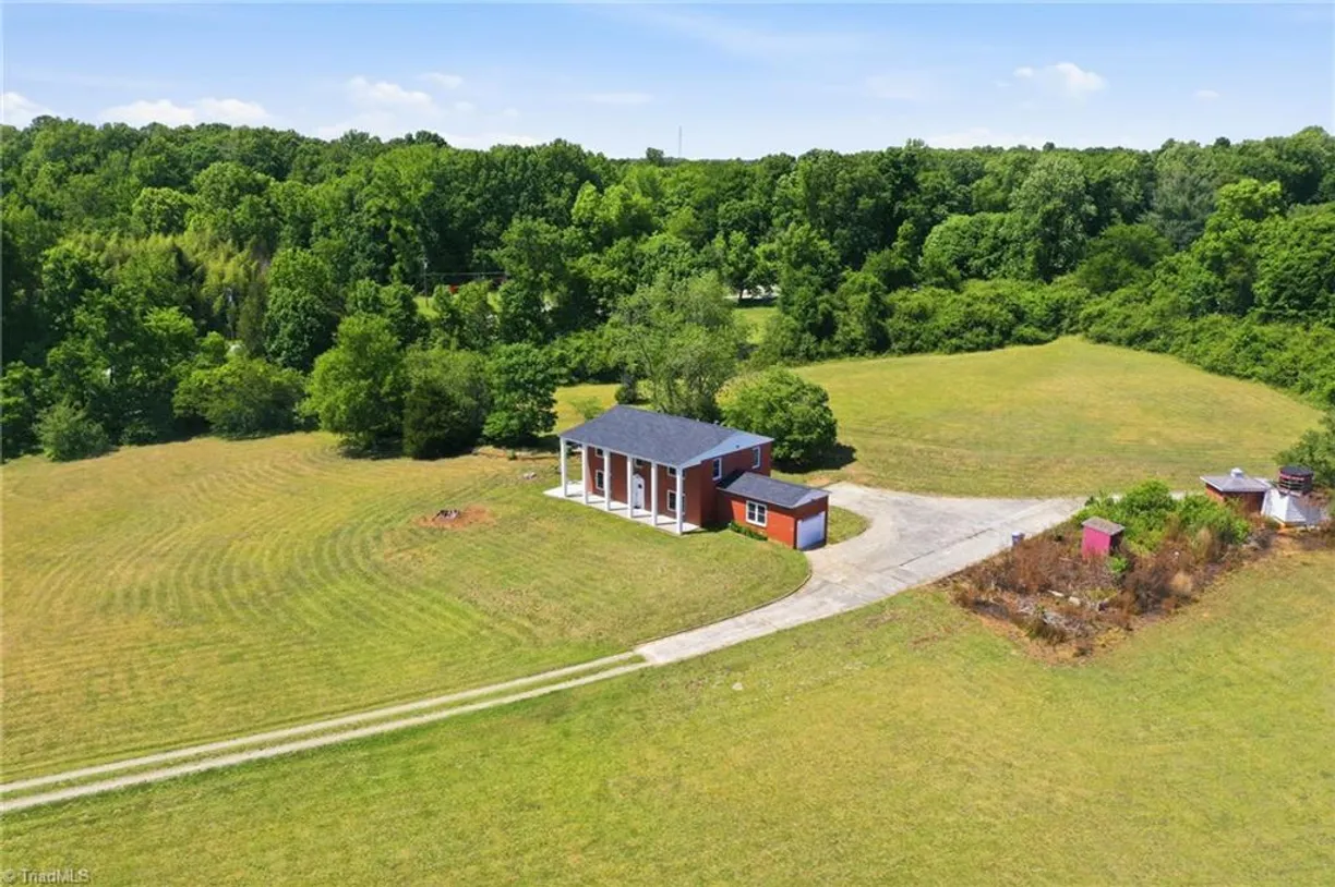 2016 Haw River Hopedale Road, Burlington, NC 27217 Property for sale