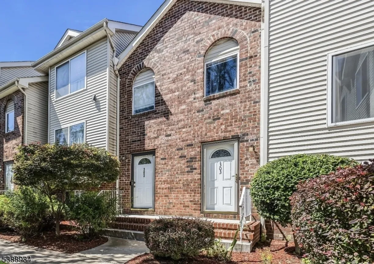 303 Holly Drive, Perth Amboy City, NJ 08861 Property for sale