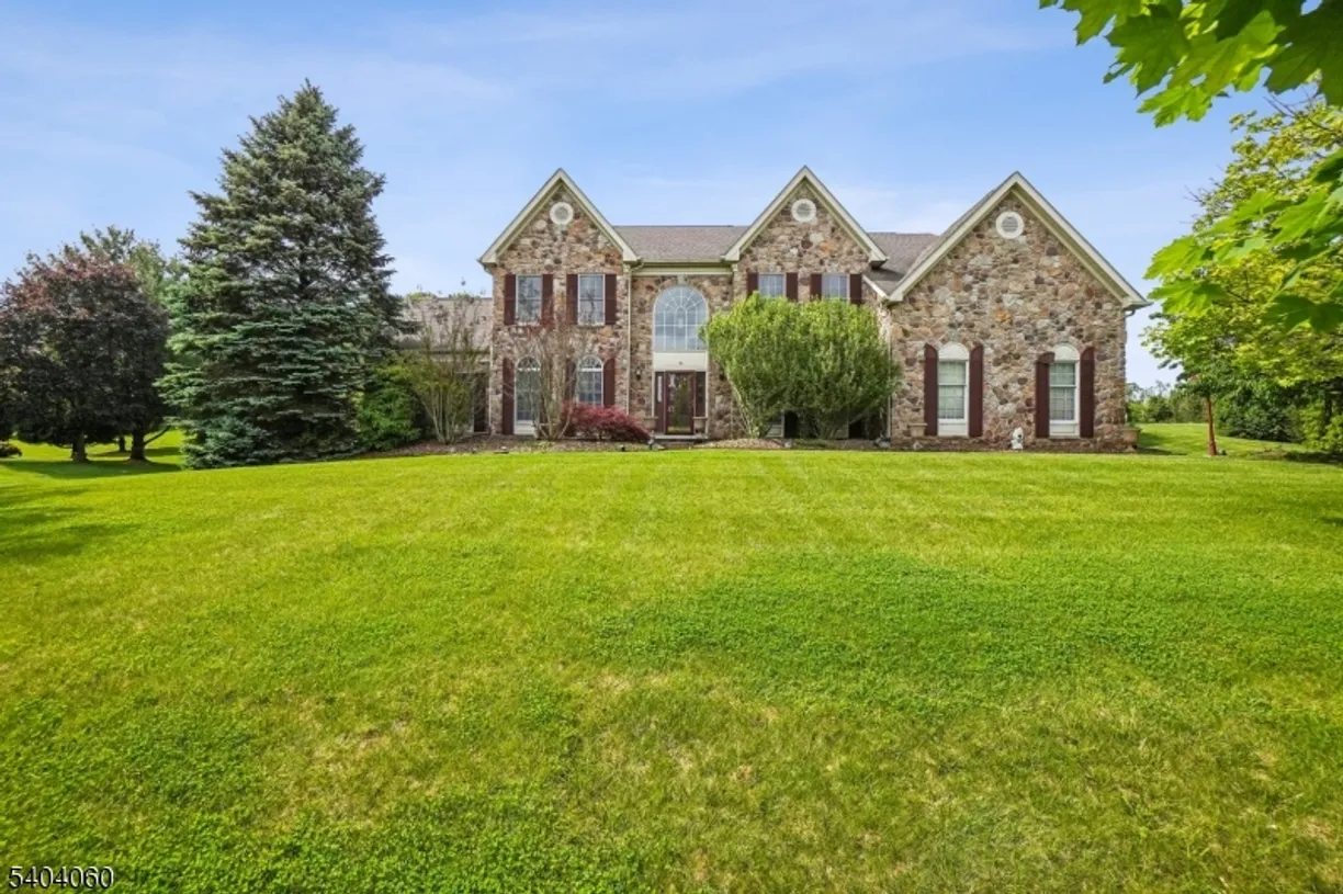 16 Surry Lane16, Franklin Twp., NJ 08802 Property for sale