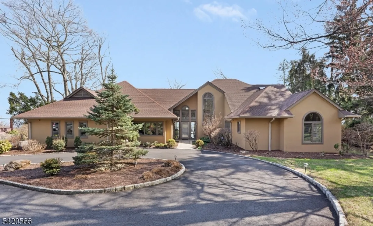 1531 Coles Ave, Mountainside Boro, NJ 07092 Property for sale