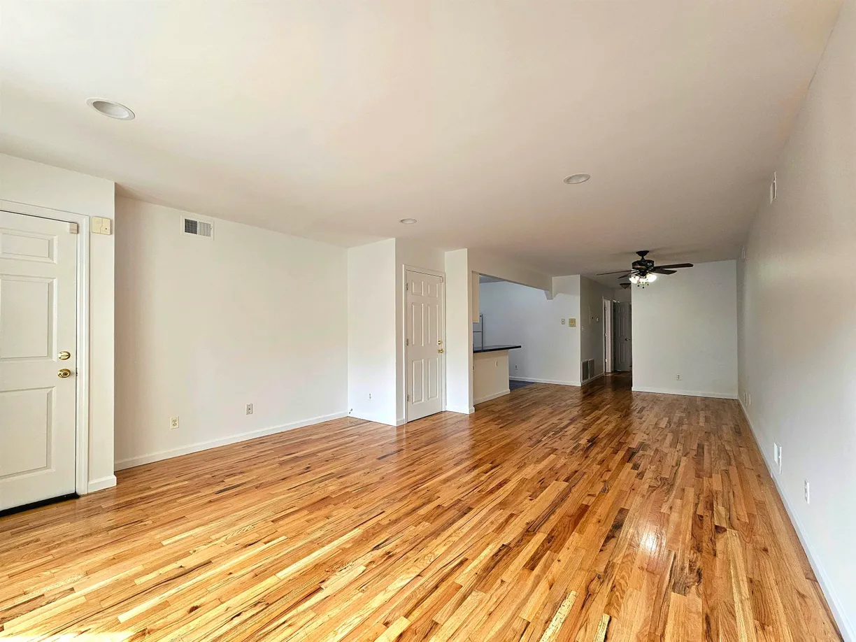 113 PALISADE AVE #1, JC, Heights, NJ 07306 Property for rent