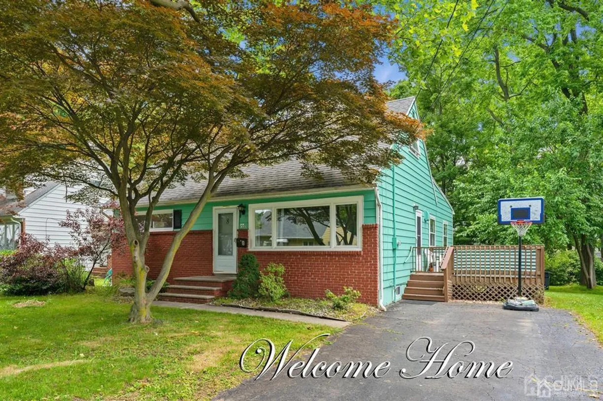 8 Kelly Street, Metuchen, NJ 08840 Property for sale