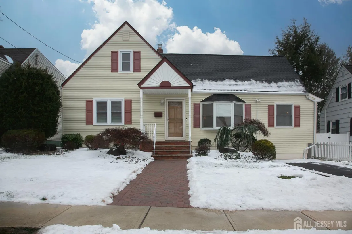 22 Mayfield Place, Metuchen, NJ 08840 Property for sale