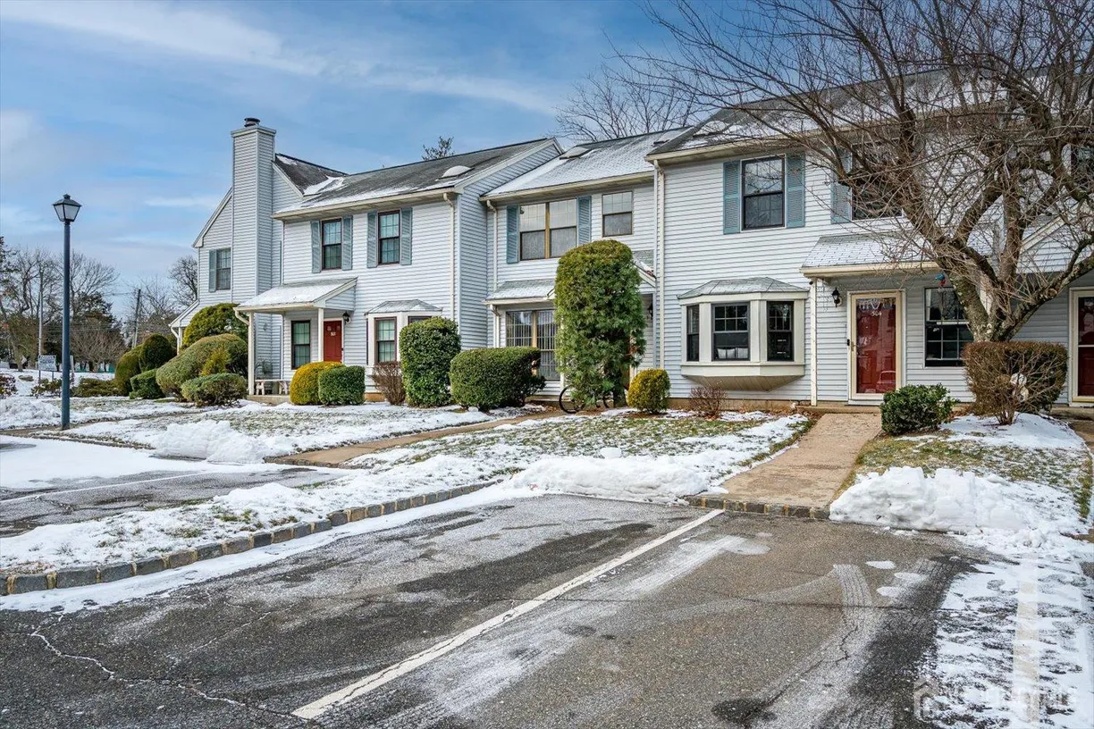 304 Maplecrest Road, Edison, NJ 08820 Property for sale