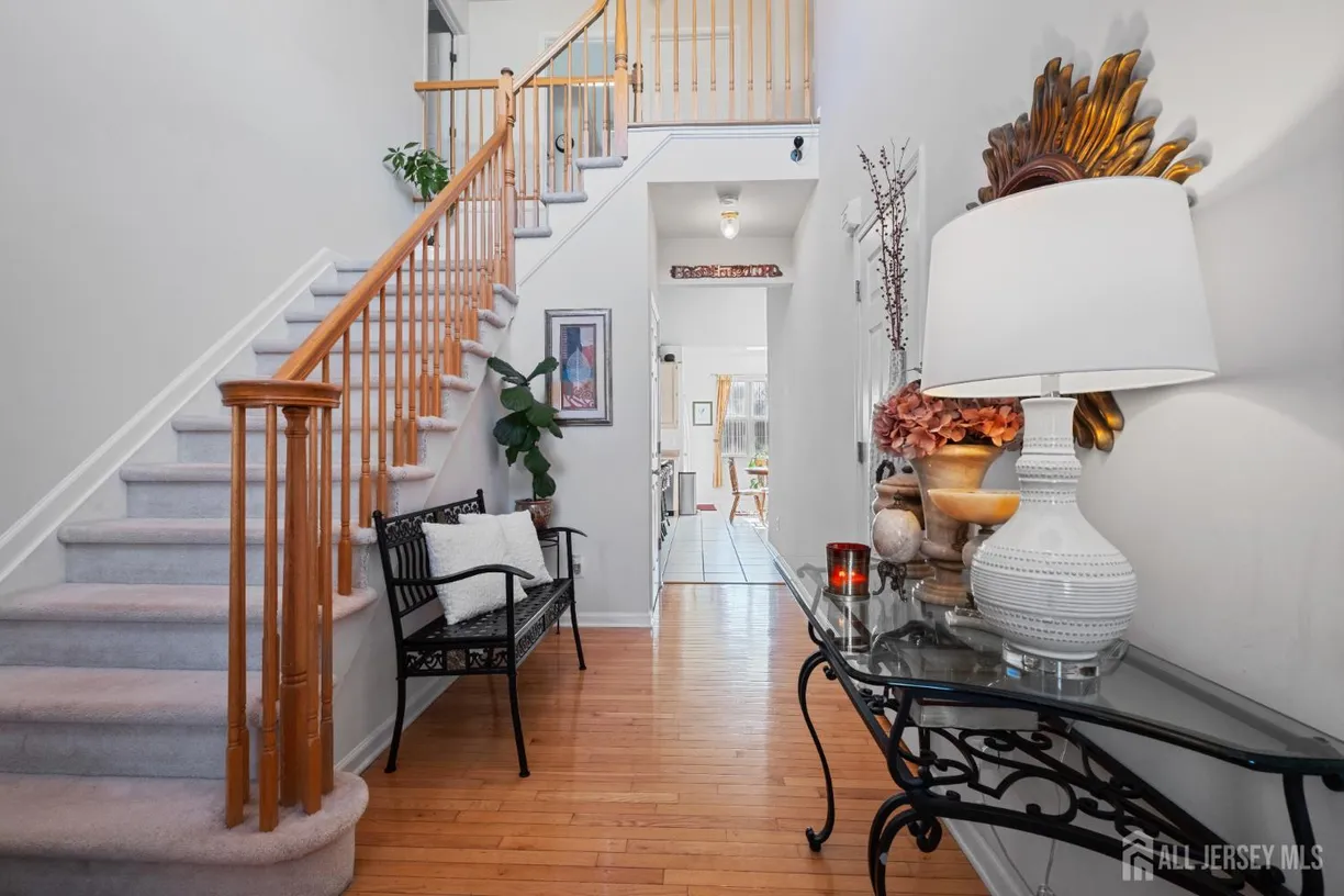 3 Sumerfield Drive, Franklin, NJ 08540 Property for sale