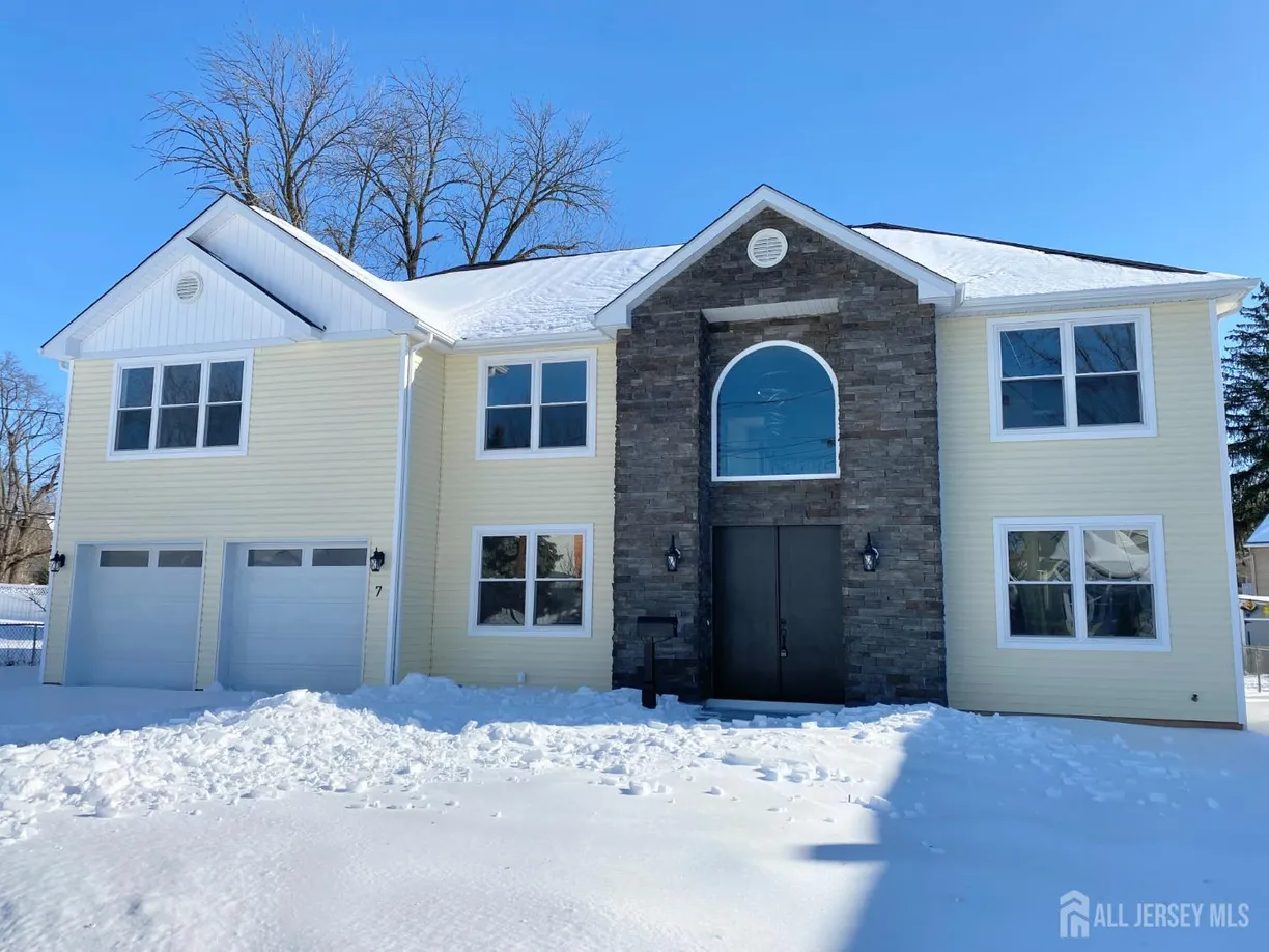 7 Vale Street, Edison, NJ 08817 Property for sale