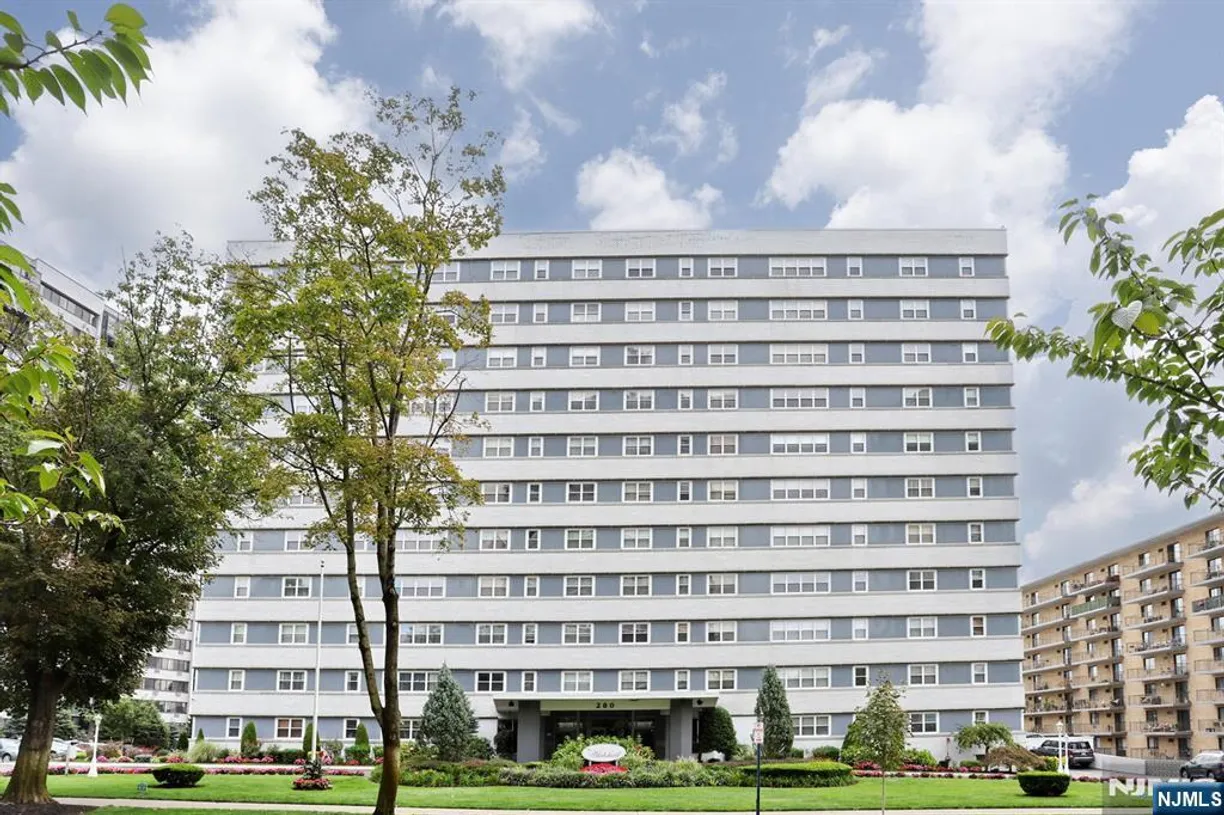 280 Prospect #5F, Hackensack, NJ 07601 Property for sale