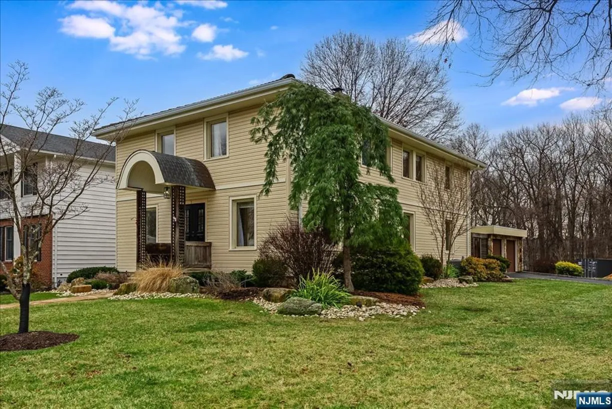 3 Adelina, Cedar Grove, NJ 07009 Property for sale