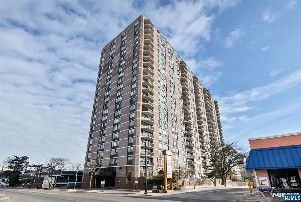 770 Anderson #4K, Cliffside Park, NJ 07010 Property for sale