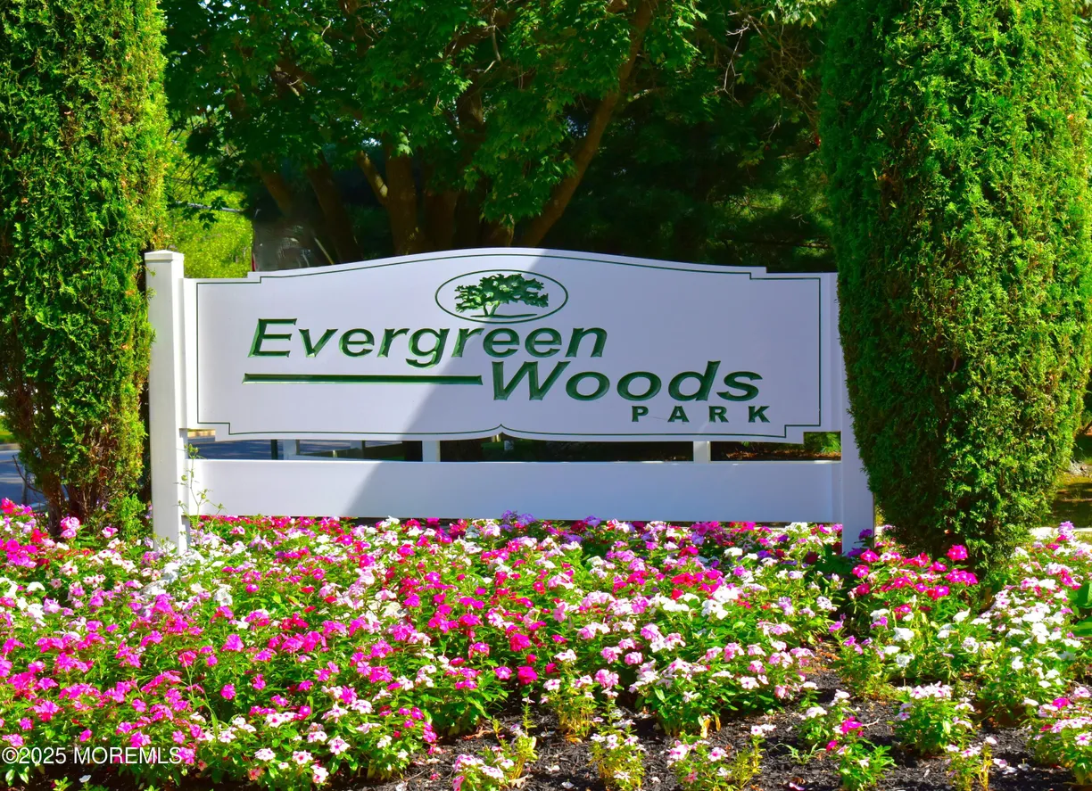 826 Shannon Court, Brick, NJ 08724 Property for sale