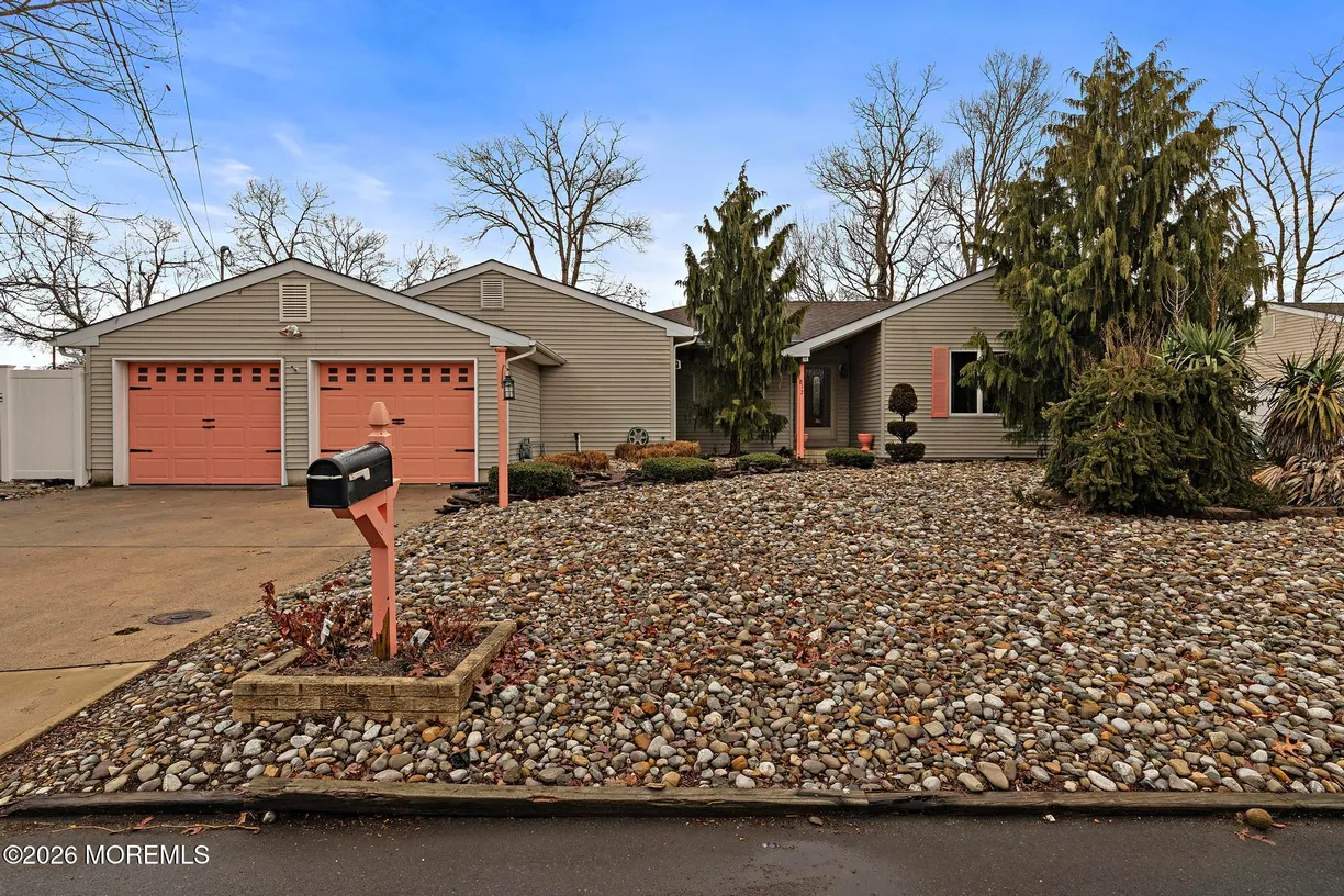 812 Chelsea Street, Forked River, NJ 08731 Property for sale