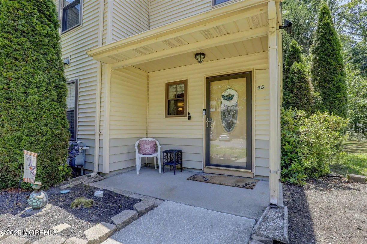 95 Azalea Circle, Jackson, NJ 08527 Property for sale