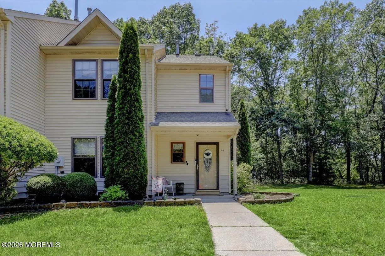 95 Azalea Circle, Jackson, NJ 08527 Property for sale