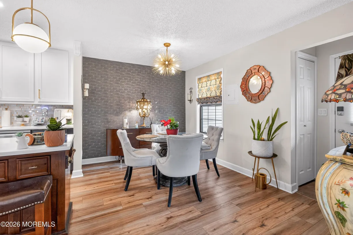 400 Daisy Court, Jackson, NJ 08527 Property for sale