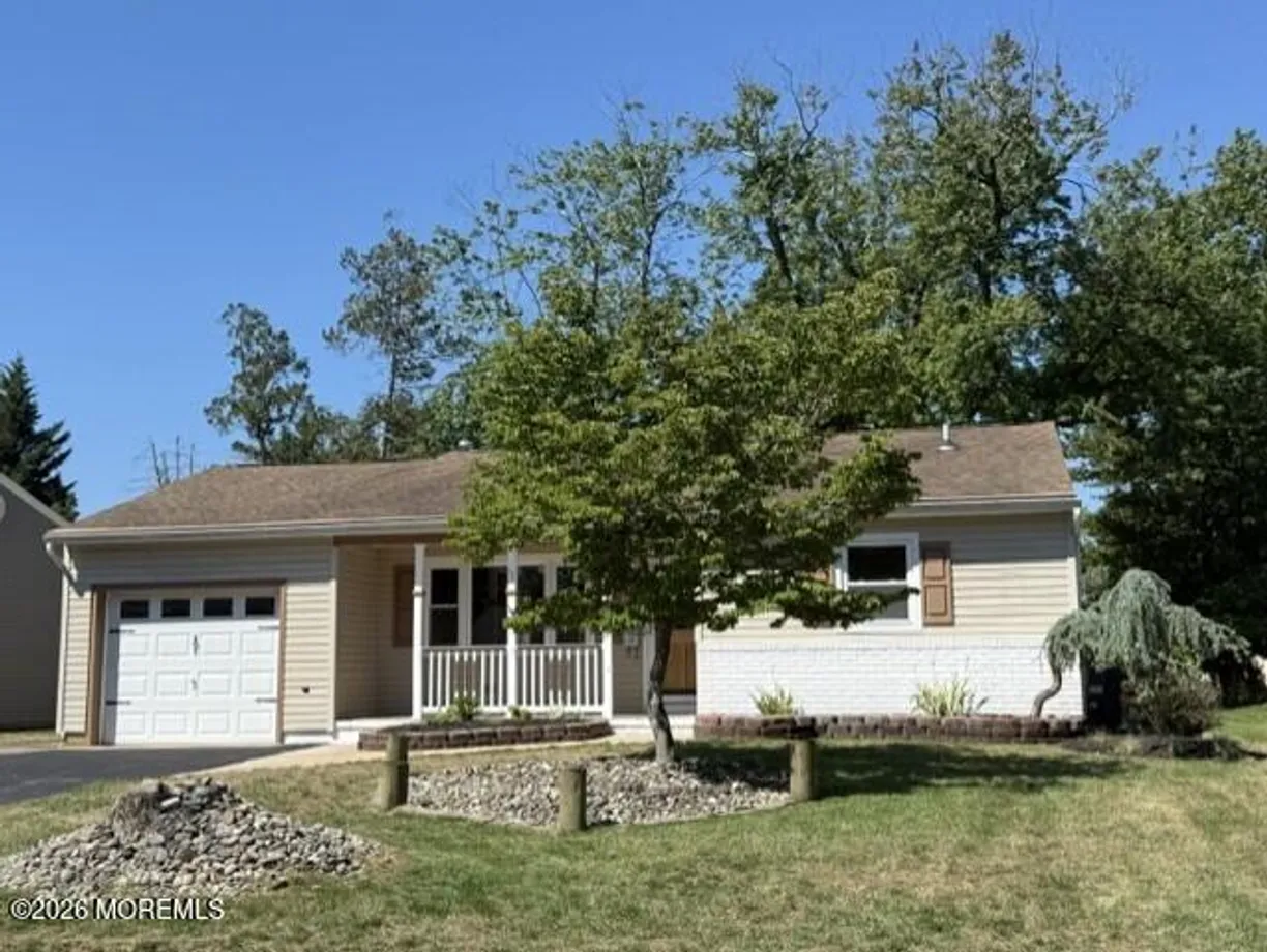 23 Stanford Drive, Toms River, NJ 08757 Property for sale