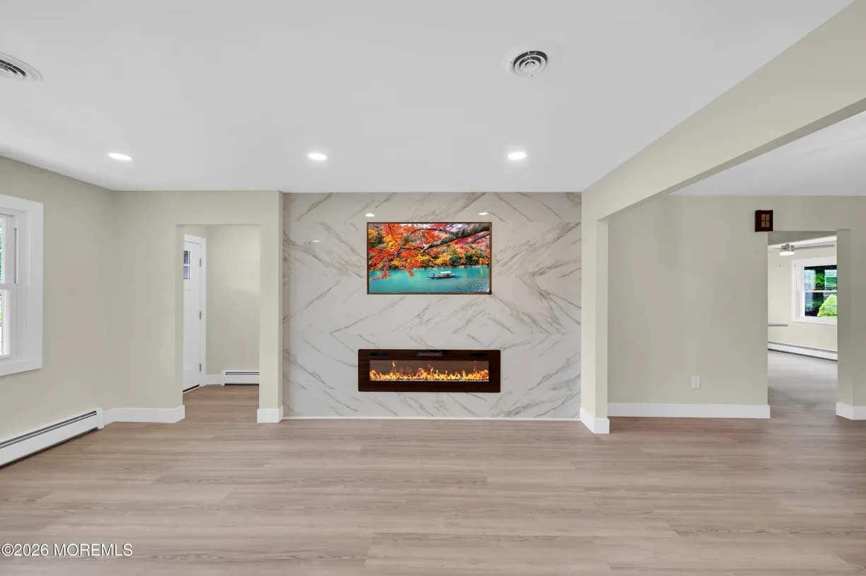 103 Edgewater Court, Toms River, NJ 08757 Property for sale