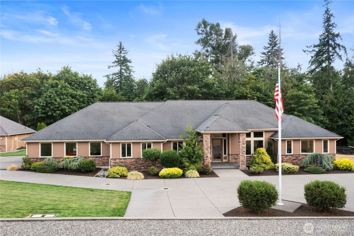 2604 100th Avenue, Edgewood, WA 98371 Property for sale