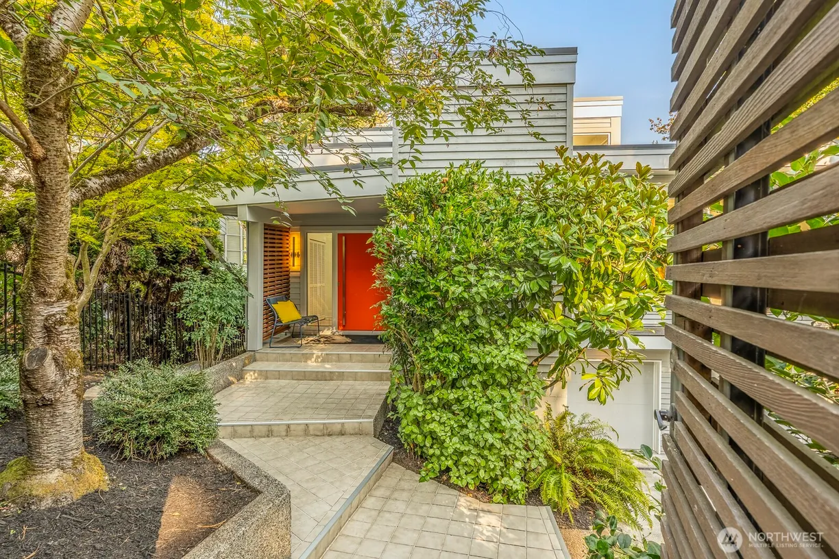 1516 Madrona Drive, Seattle, WA 98122 Property for sale